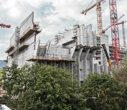 Kletterschalung MF240 - Doka (CH)