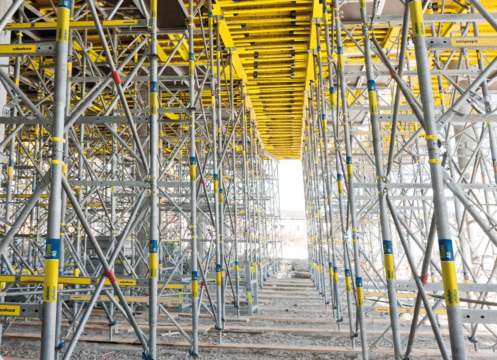 Load-bearing tower Staxo 40 - Doka